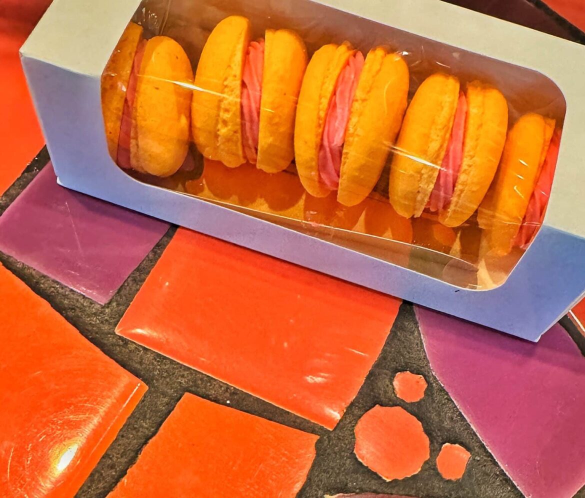 Tropical POG Juice Macarons at Disney's Polynesian Resort - Vegan ...